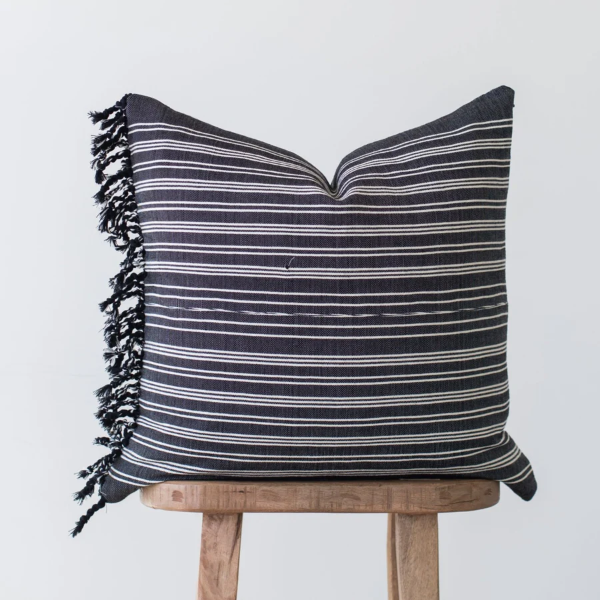 Keith 22" Down Pillow – Bungalow Home Furnishings