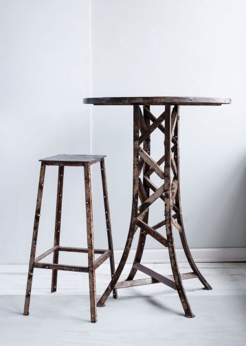 Plate Stool – Bungalow Home Furnishings